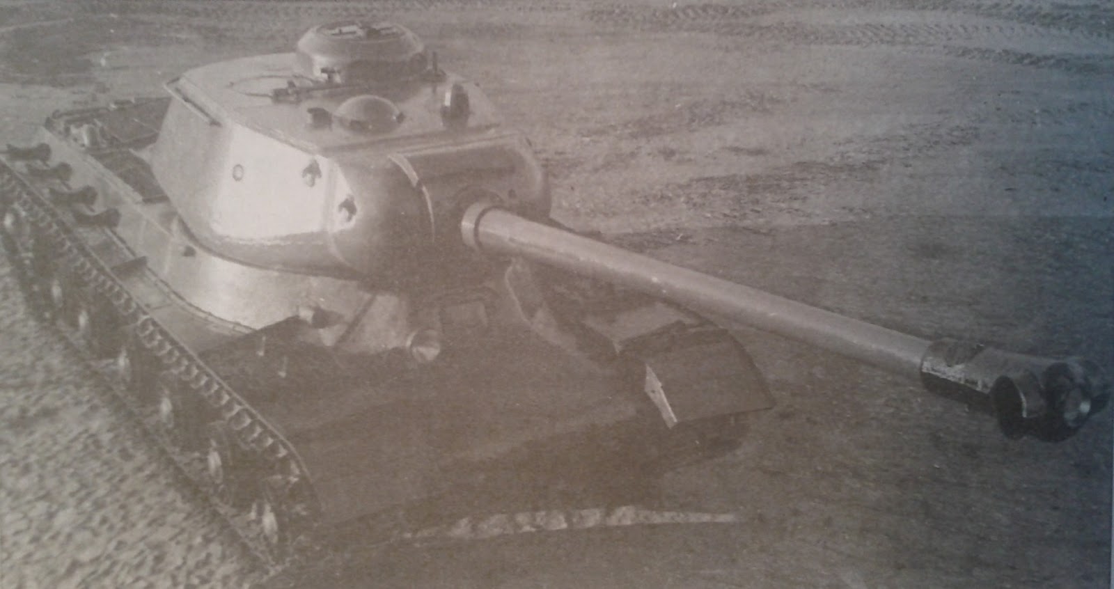 Not if it been posted before but the size of the muzzle is ridiculous ...