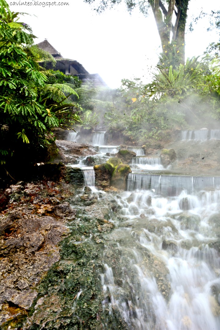 Entree Kibbles: Sari Ater Hot Spring Park aka Ciater Hot Spring ...