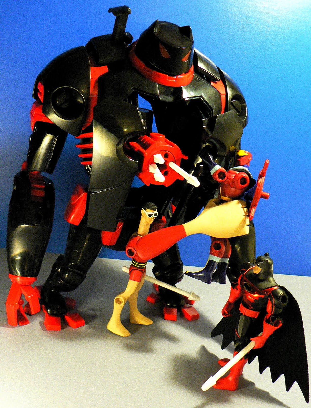 Super-DuperToyBox: Proto Bat-Bot!