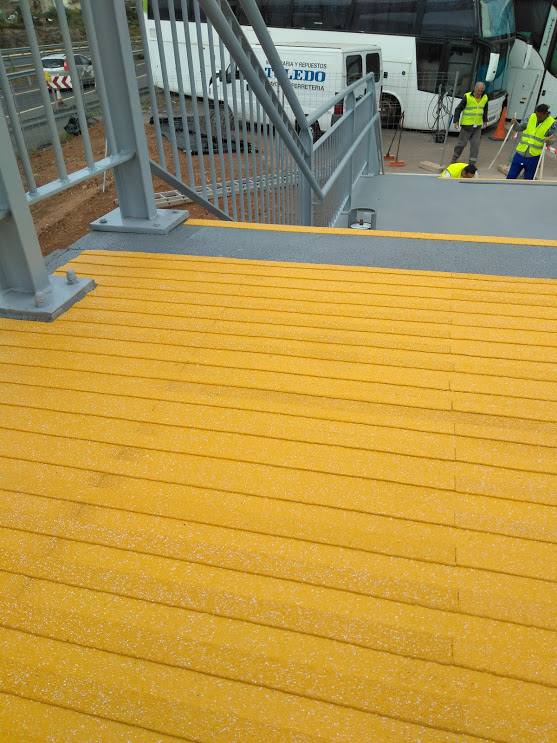 Pavimentos táctiles