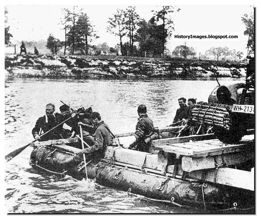 HISTORY IN IMAGES: Pictures Of War, History , WW2: Initial Days Of ...