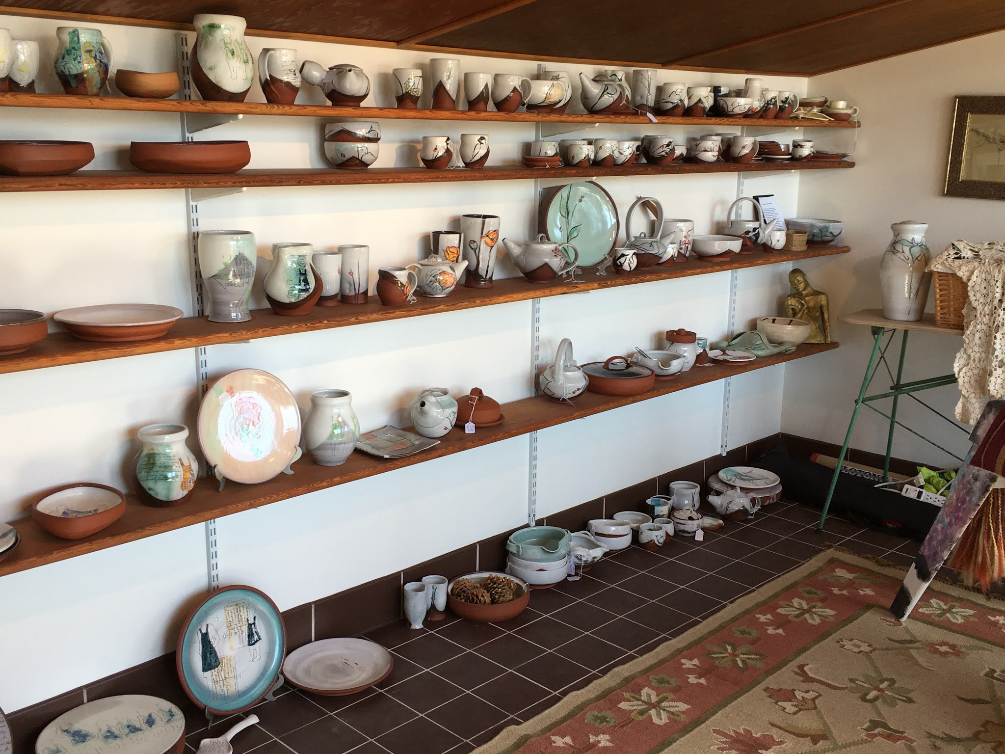 Pottery for Sale/Contact