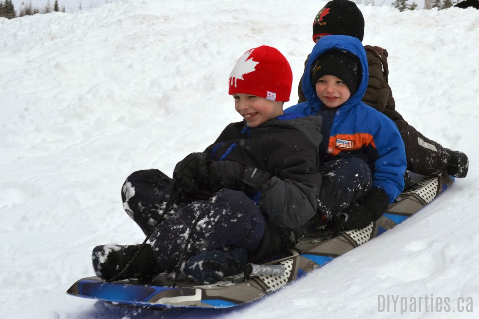 DIY Parties: DIY Sledding Party