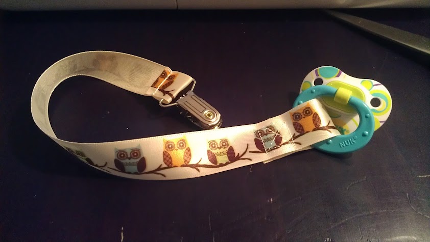 Terminally Domestic: Pacifier Clips