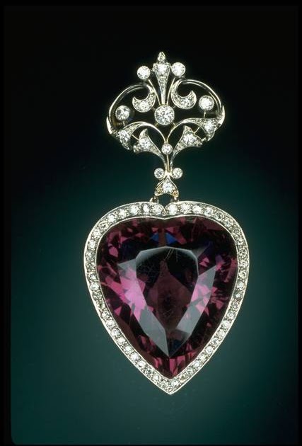 PrettyRock.com's Gemology and Faceting blog: Amethysts in Jewelry at ...