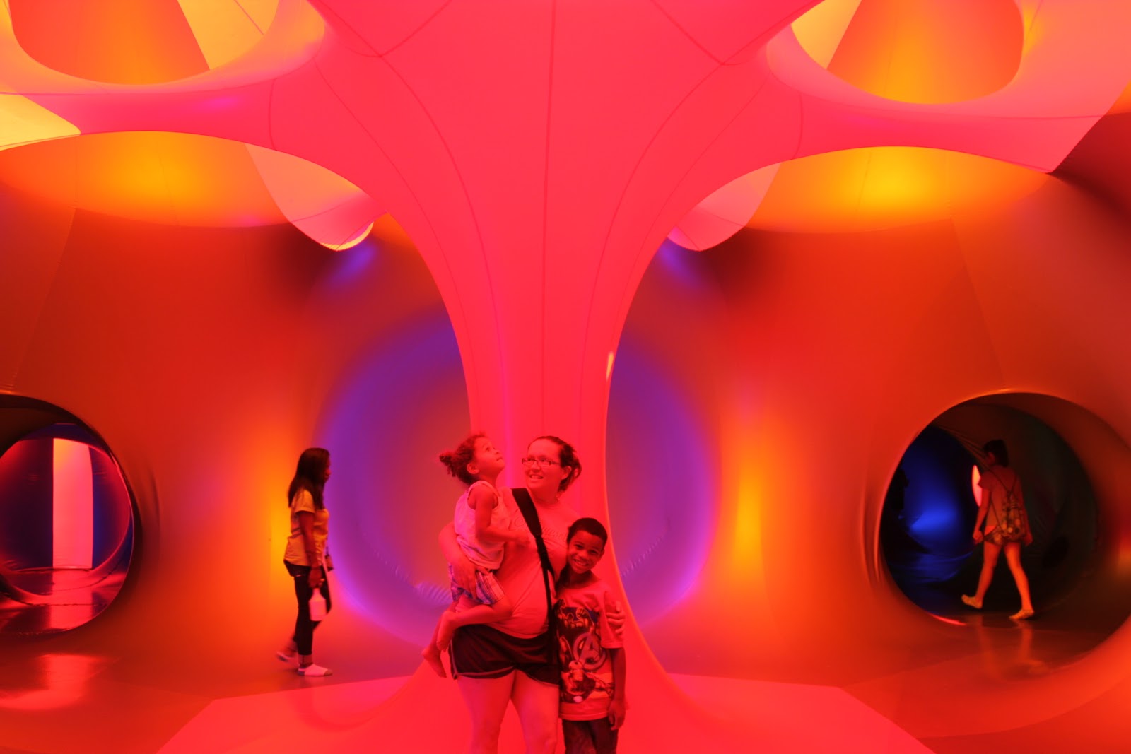 abhaya: Exxopolis >> A Luminarium