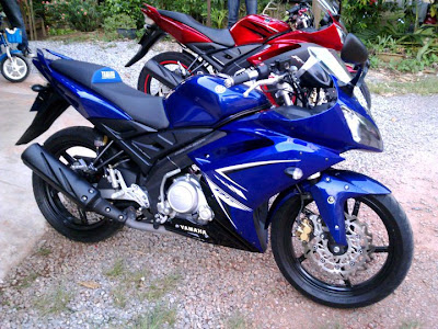FZian Semalaya: Tranformasi Dari Yamaha FZ150i Ke Yamaha R15 "Blue X Black"