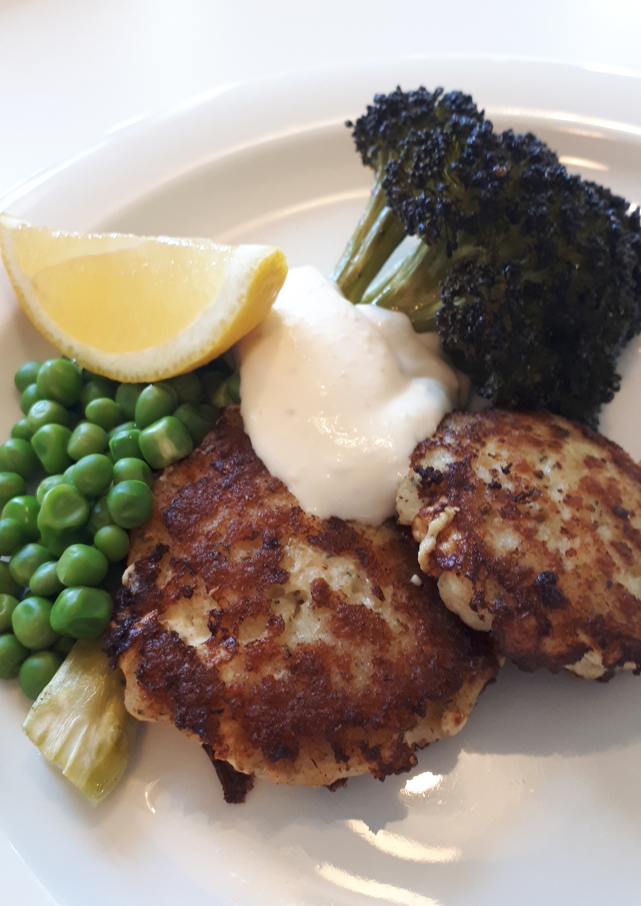 Att välja lycka: Havets wallenbergare med rostad broccoli och ...