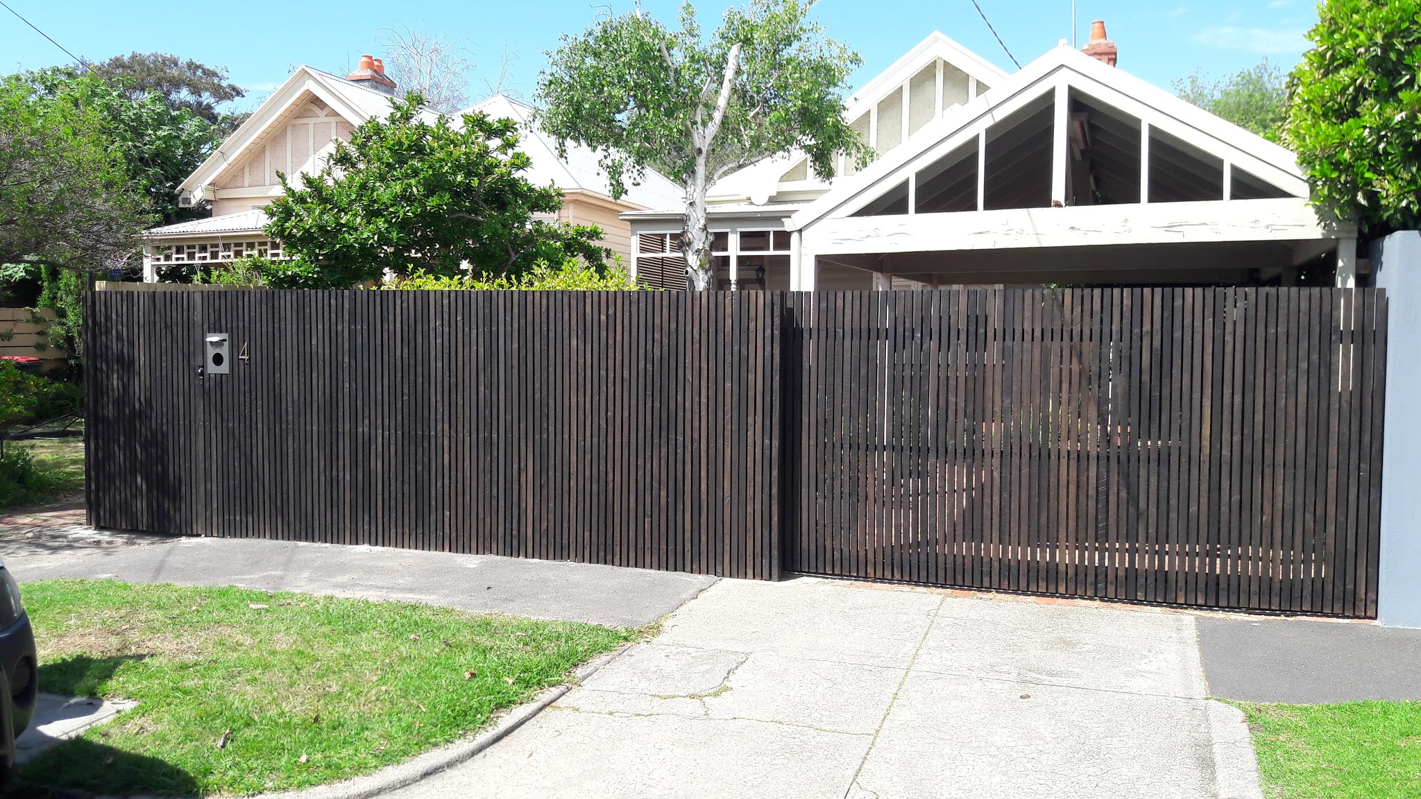Ironman Fencing: Timber batten fence or gates on Steel frame