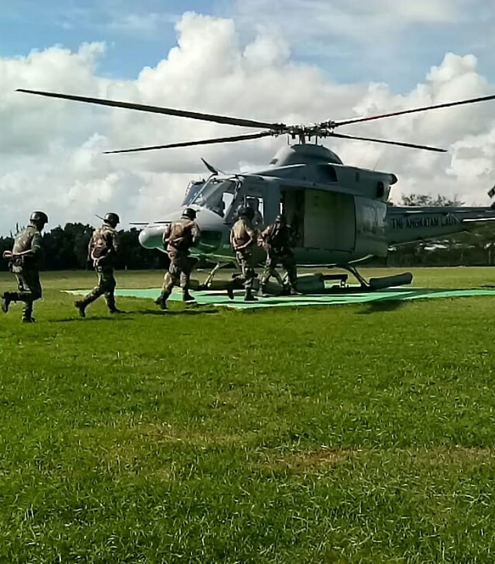 DEFENSE STUDIES: Latihan Suspention Airborne Operation (Stabo) Di ...