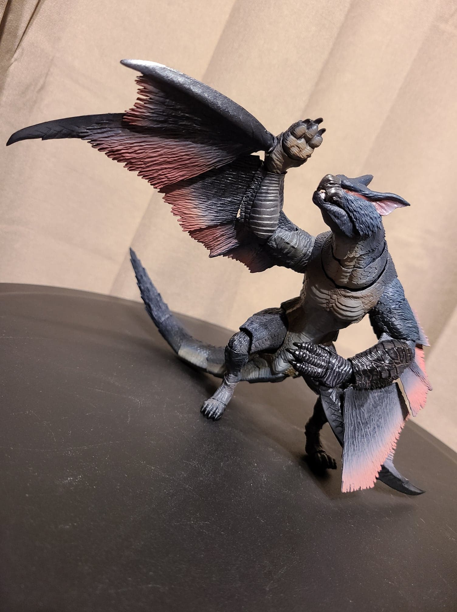 S.H. MonsterArts Nargacuga
