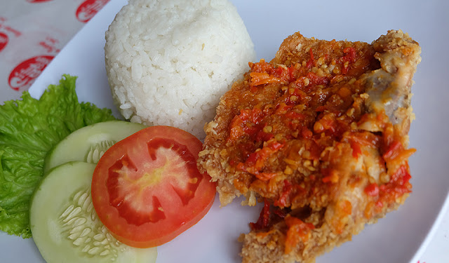Cara Membuat Ayam Geprek Istimewa Resepkoki99