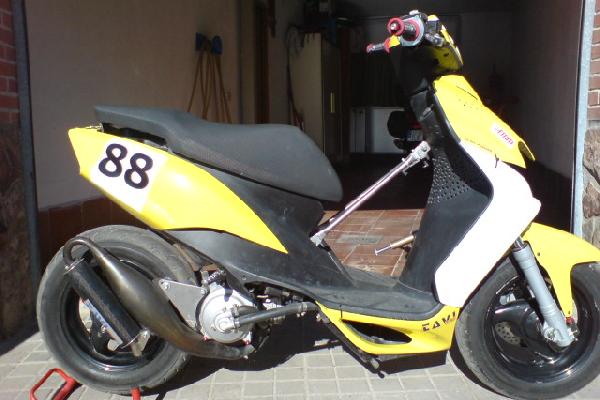 moto sccot$": febrero 2011