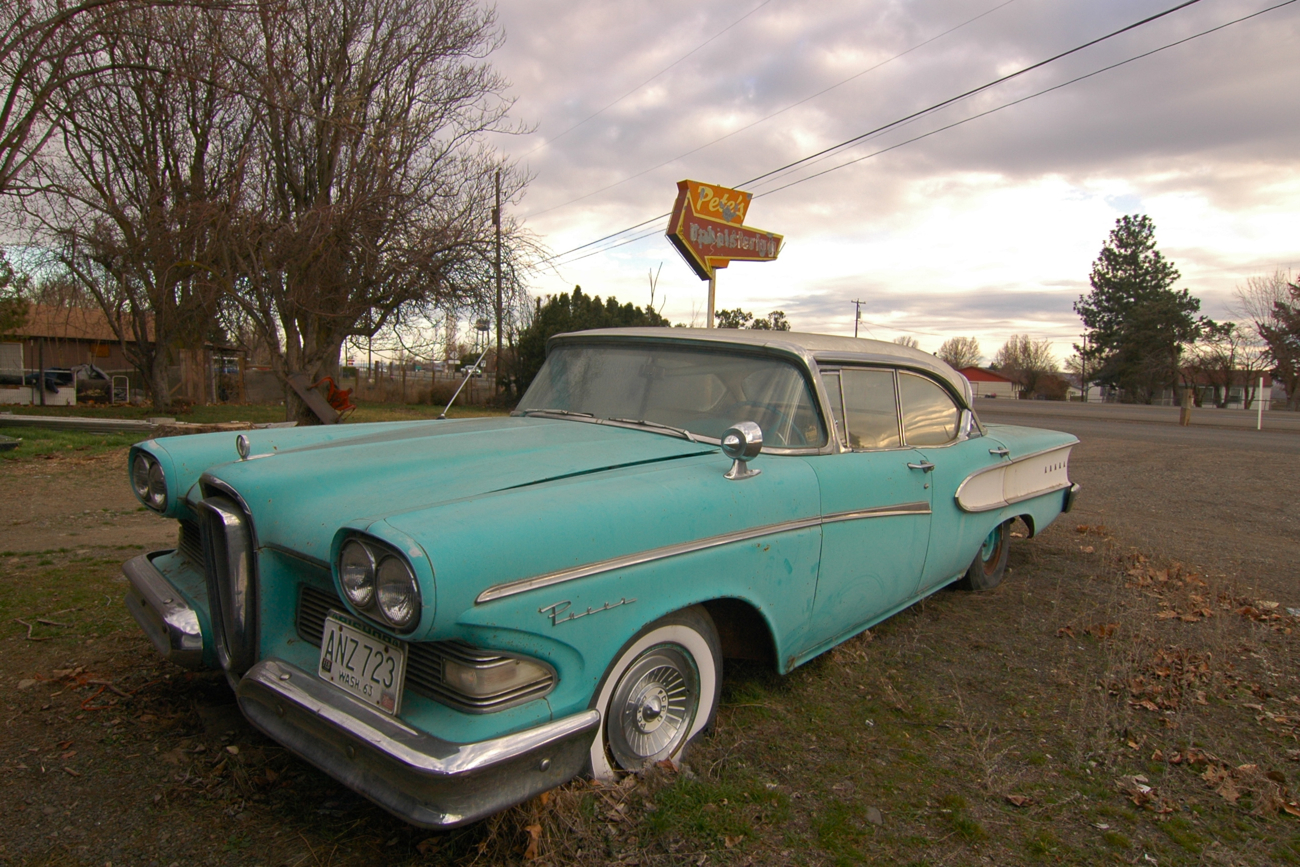 OLD PARKED CARS.: 1958 Edsel Pacer Hardtop.