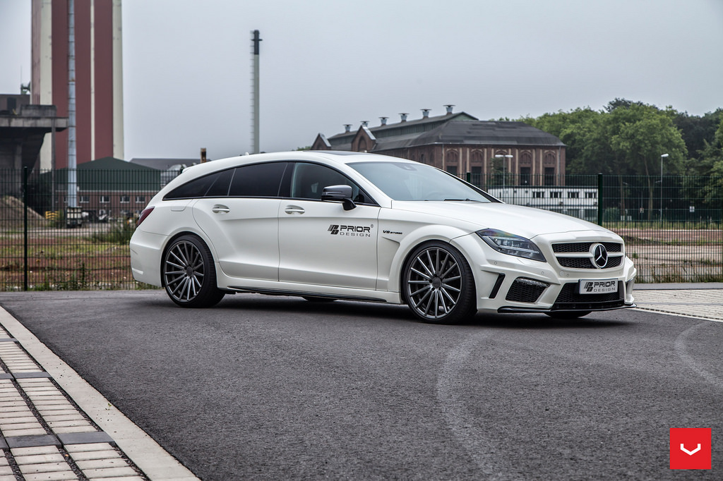 Mercedes-Benz X218 CLS63 AMG Shooting Brake Widebody | BENZTUNING