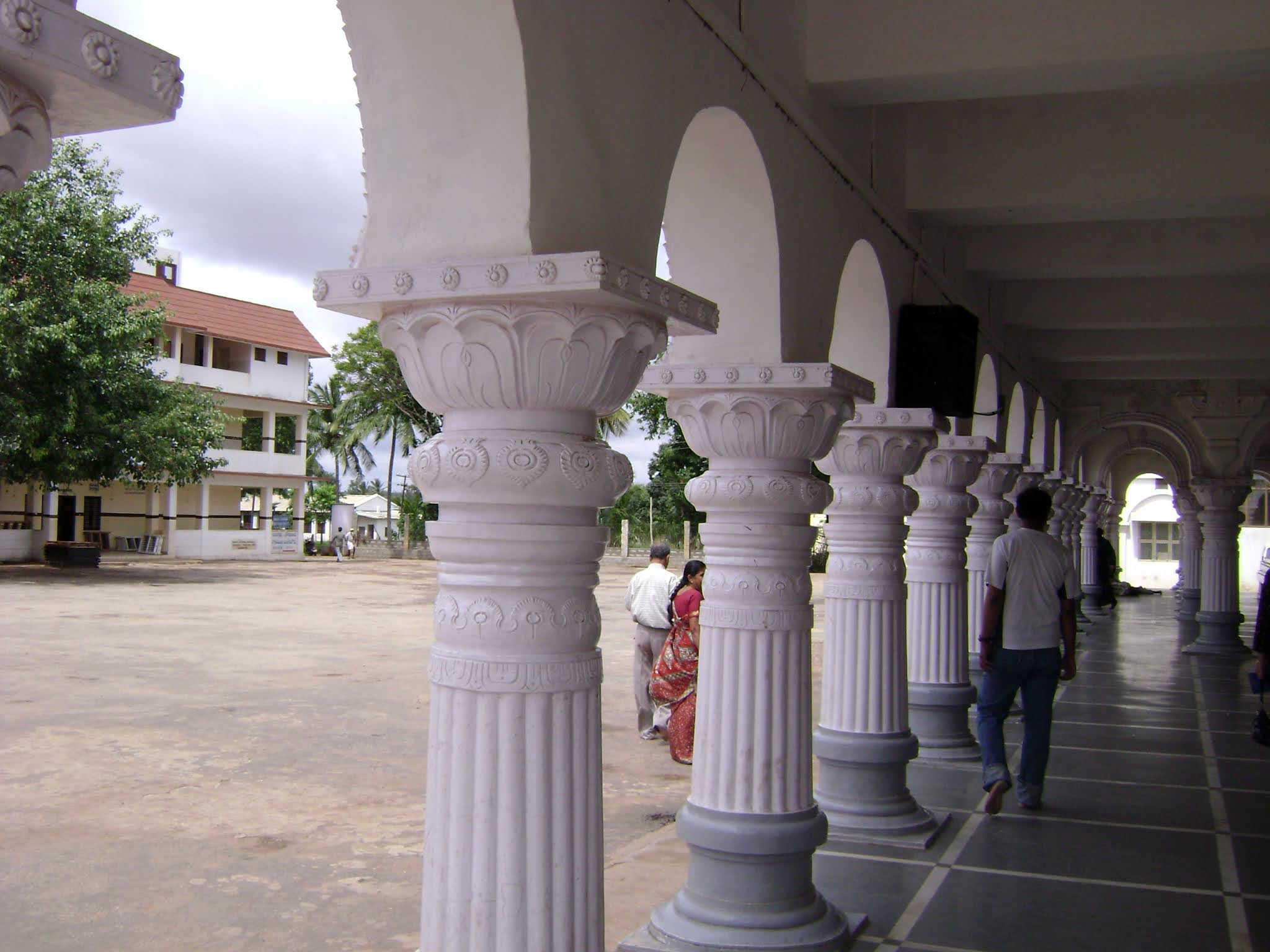 Kaivara, Kailasgiri & Kotilingeshwara: A day well spent