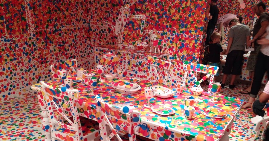 Arterizandome...: Yayoi Kusama: The Obliteration Room. Yayoi Kusama.