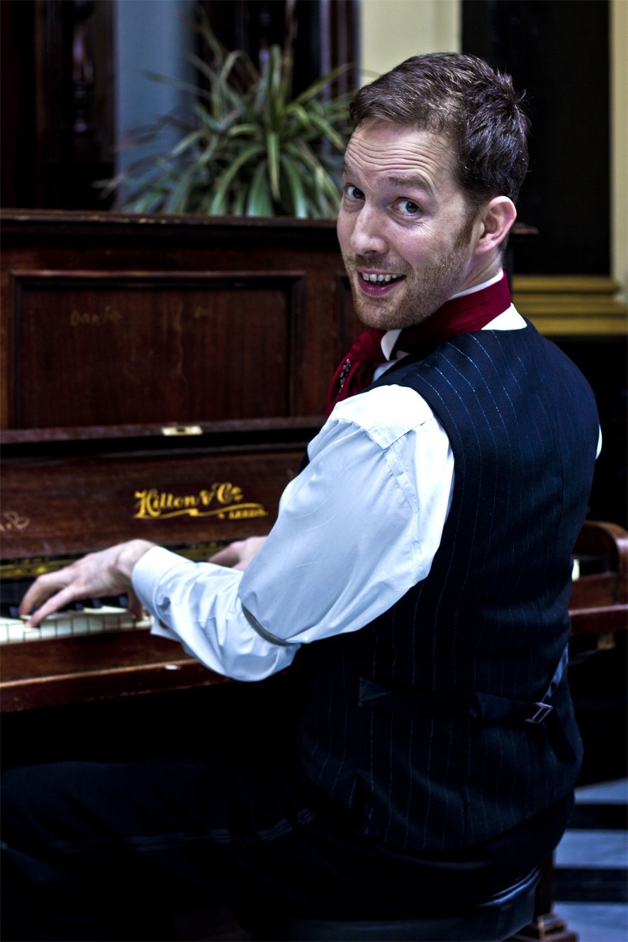 Cathy's Reviews: Christine Bovill's Piaf at Theatre Royal Waterford via ...