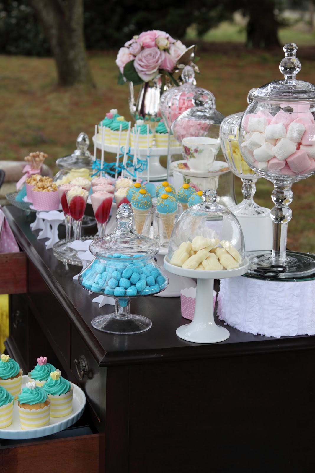 M Group Retail: Vintage Tea Party Photo Shoot