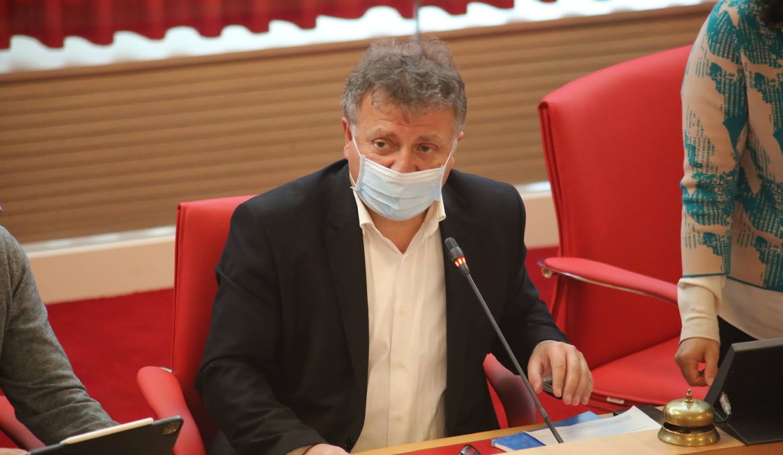 Tutolo: "Nessuno deve morire solo. Parte da oggi la mia protesta ...