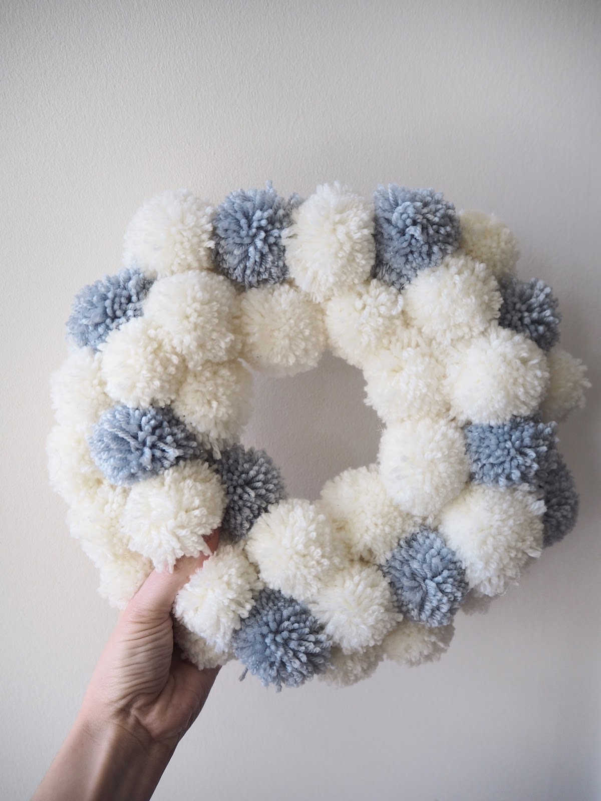 Christmas Mini-Make: DIY Pom Pom Snowball Wreath | Dove Cottage
