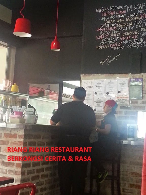 Riang Riang Restaurant - astonishingceiyrs