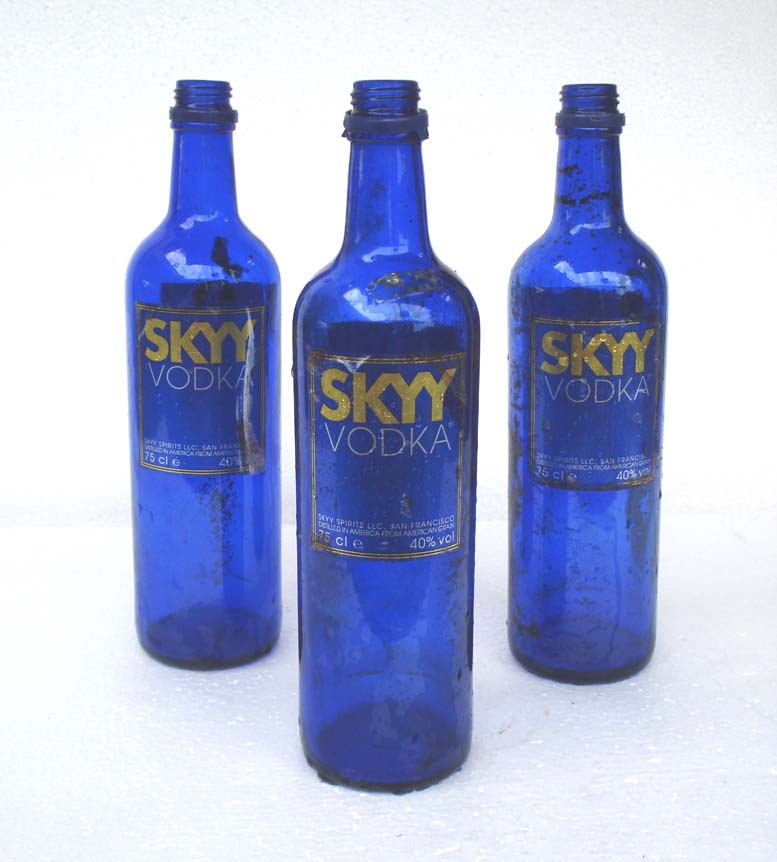 DJADOEL ANTIK: Botol Biru Skyy Vodka