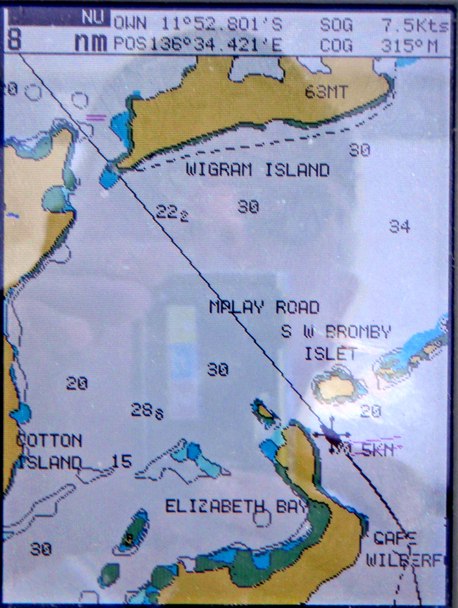 Sailing Aussie coast: Gove to Wessel Islands - Through The Hole In The Wall