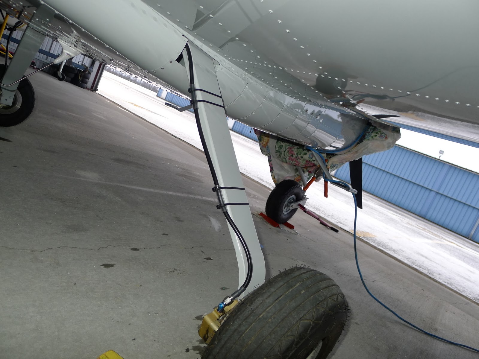 Schmetterling Aviation: Taking a Brake