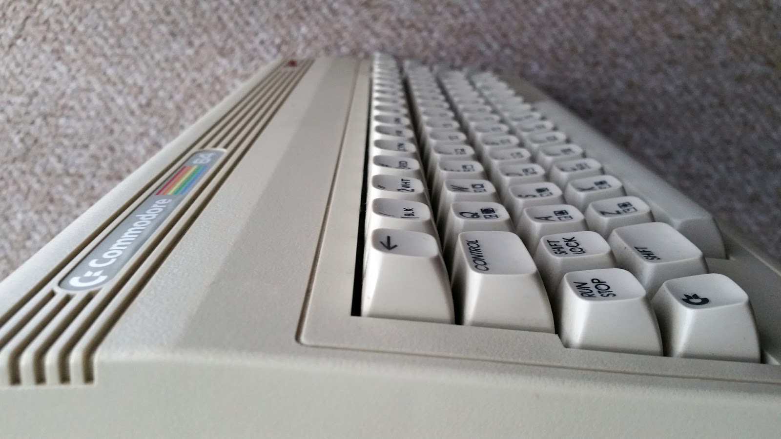 kompjut0r: C64 G - Black screen