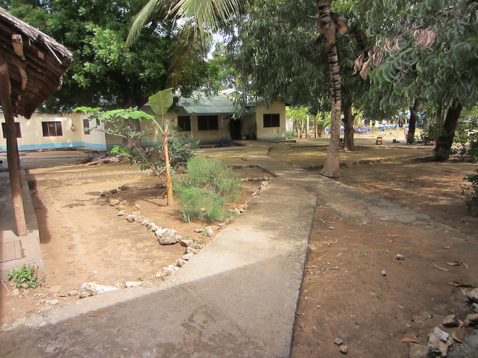 Miri und Marie in Kenia