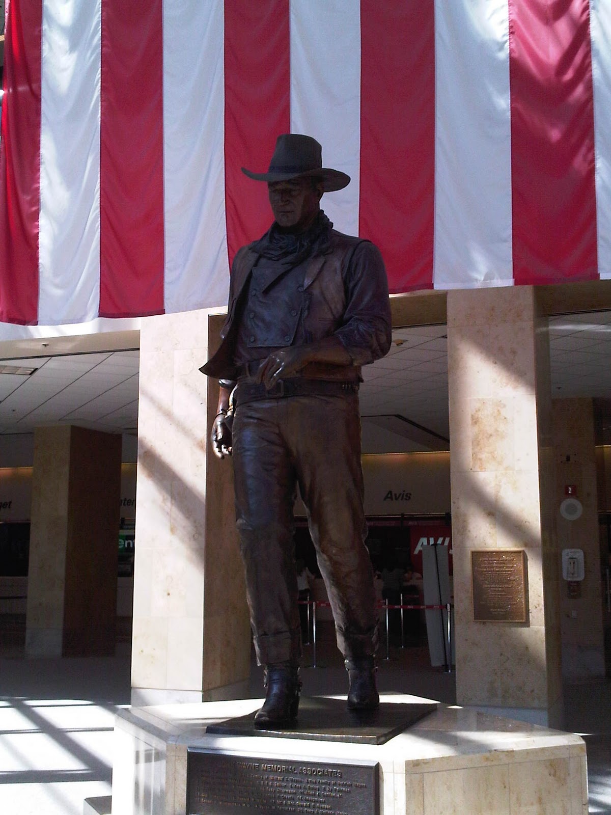 The Jade Sphinx: The John Wayne Statue at John Wayne Airport