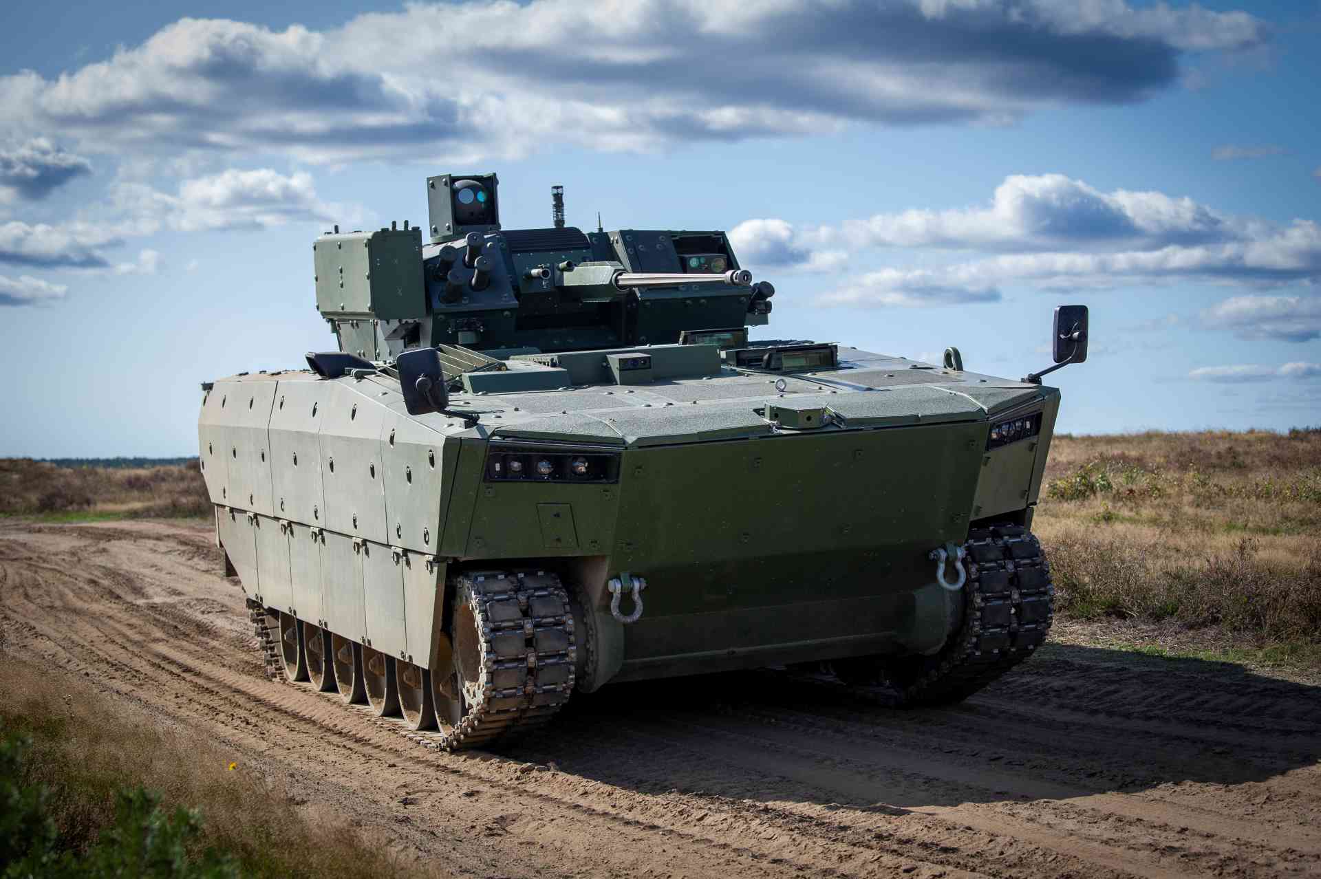 The Dead District: The prototype of the Borsuk IFV teste at the Drawsko ...