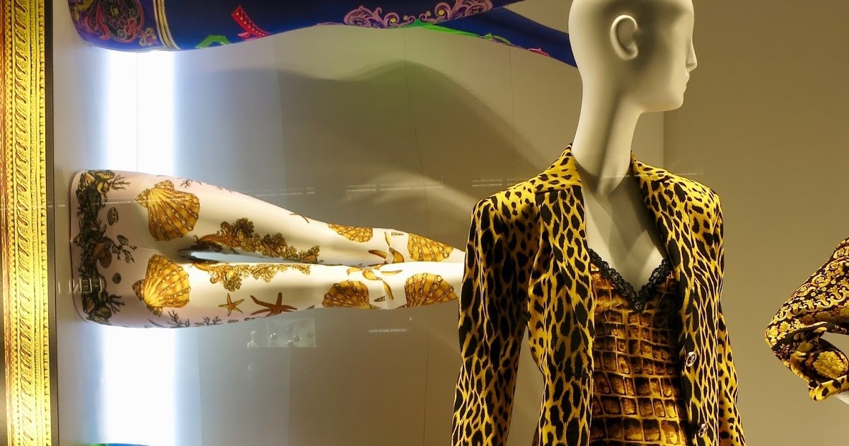 RetailStoreWindows.com: Versace, London