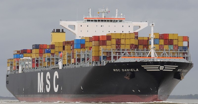 reportages: INCENDIO al largo dello SRI LANKA a bordo della MSC DANIELA ...