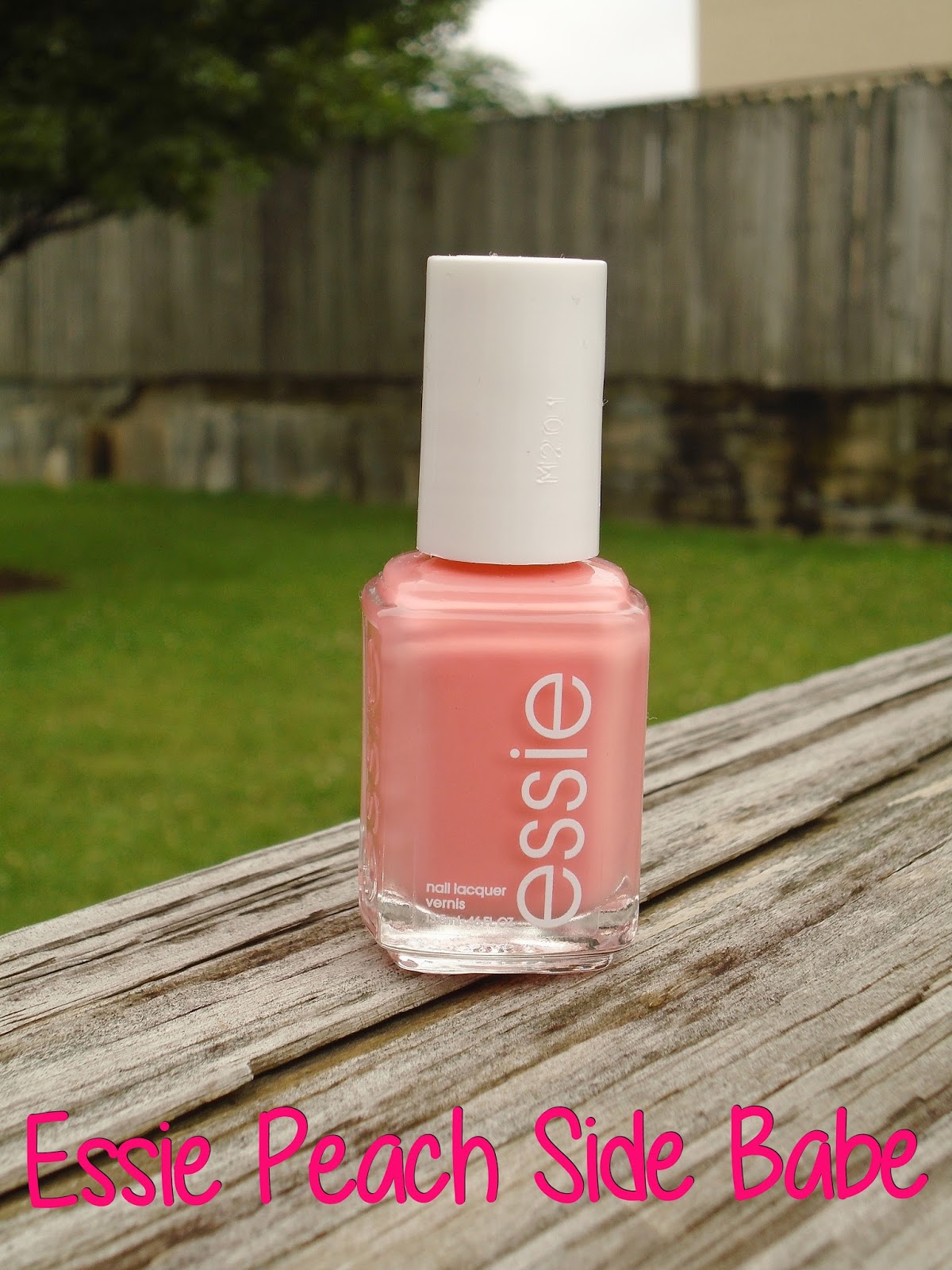 KatchingUpWithKaitlyn: Nail Polish Review: Essie Peach Side Babe