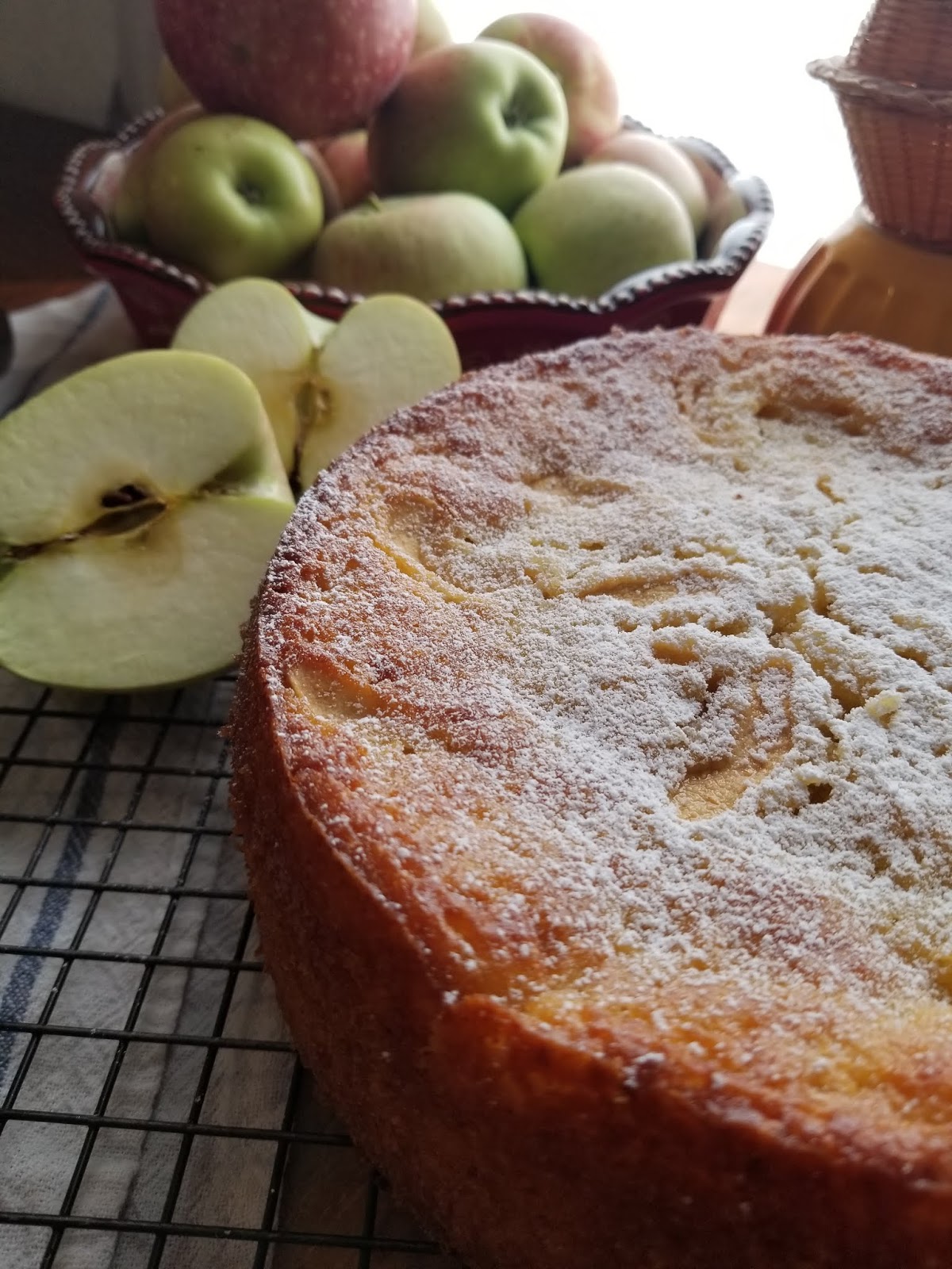 Apple Sharlotka Cake #CakeSliceBakers