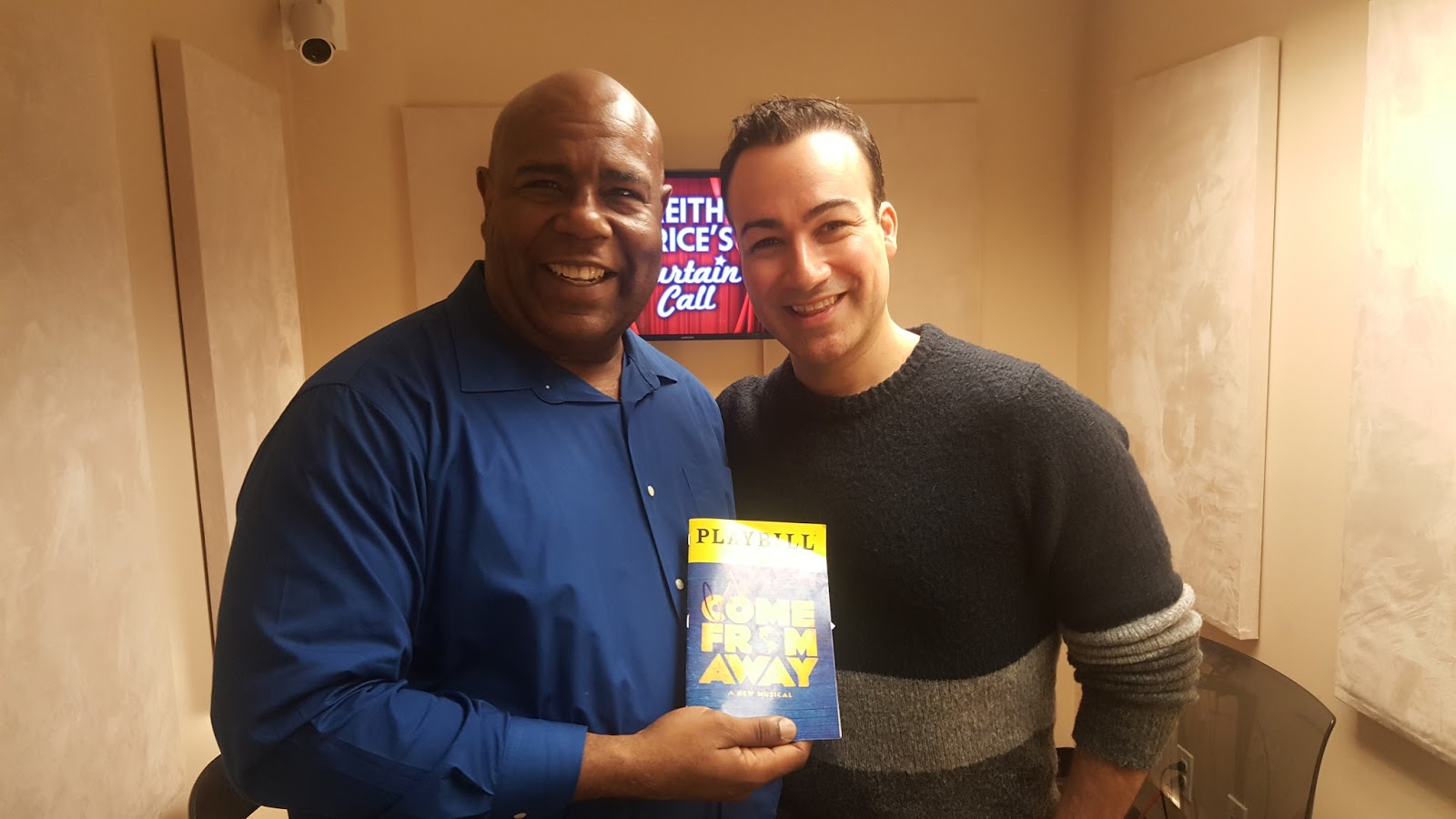 Keith Price's Curtain Call: Caesar Samayoa has the clap heard around ...