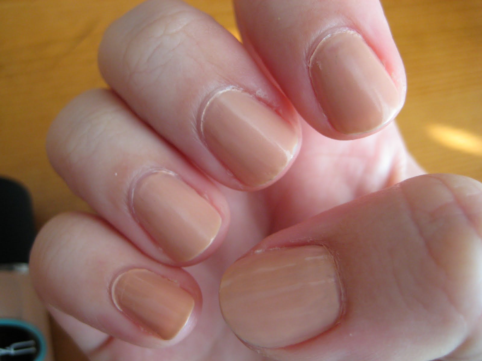 MAC Surf Baby - Hangin' Loose Nailpolish Review