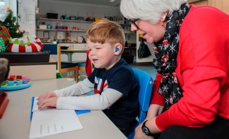 Karakteristik, Penyebab dan Metode Belajar Anak Tunanetra - KajianPustaka