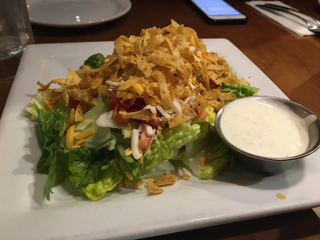 ERICJAZ FOODIES: OF BASKETBALL AND CHILI'S!!!