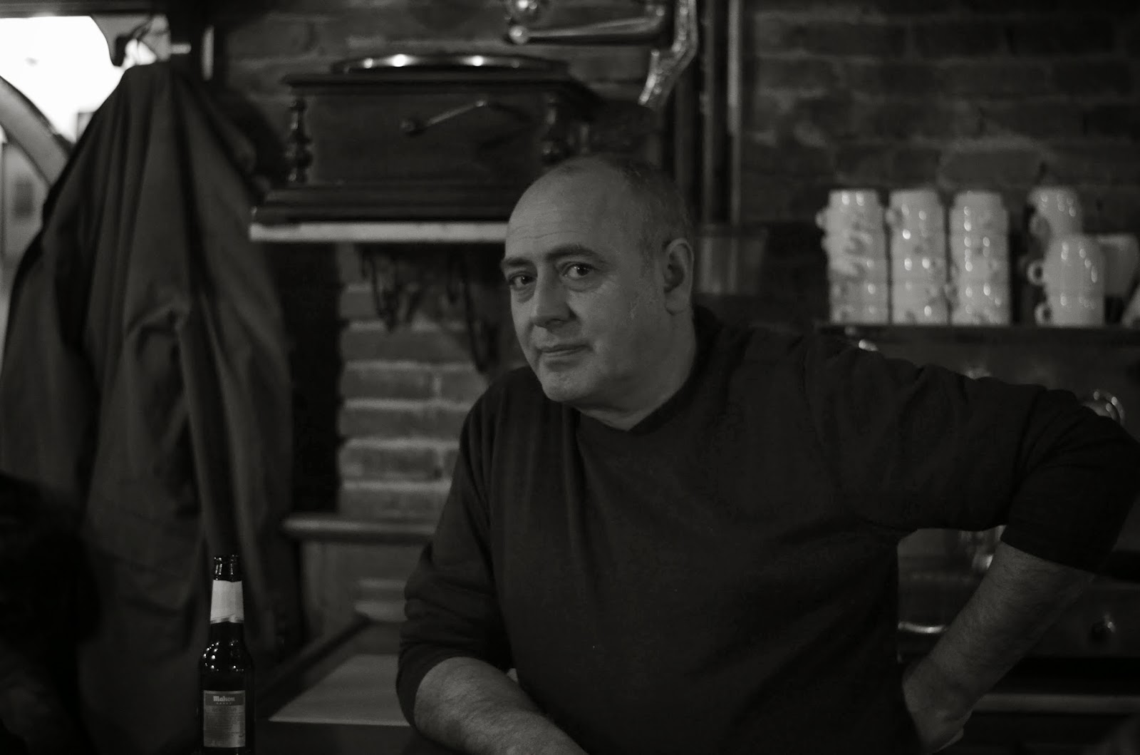 Taller de androides: Luis Oliver (Oli) Un actor y cantante en "La Rayuela"