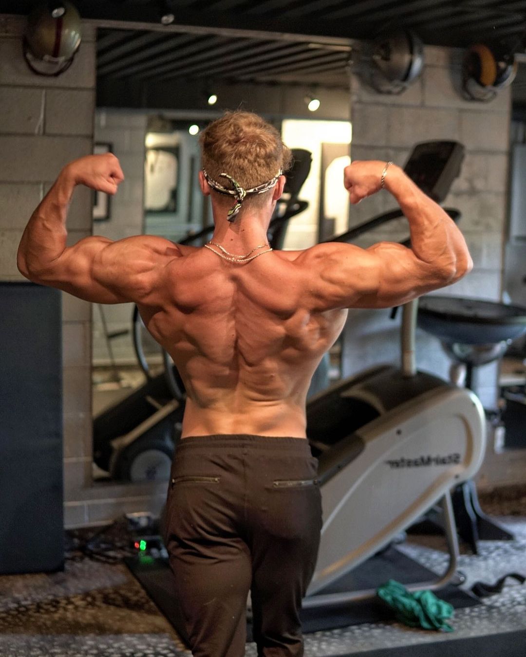 the beauty of male muscle: Joseph