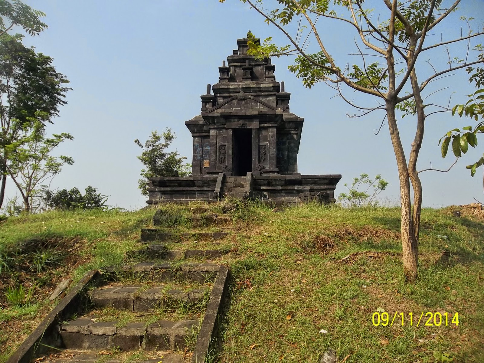 BLUSUKAN SITUS DAN CANDI: CANDI TUGUREJO DI DESA TUGUREJO KEC.TUGU KOTA ...
