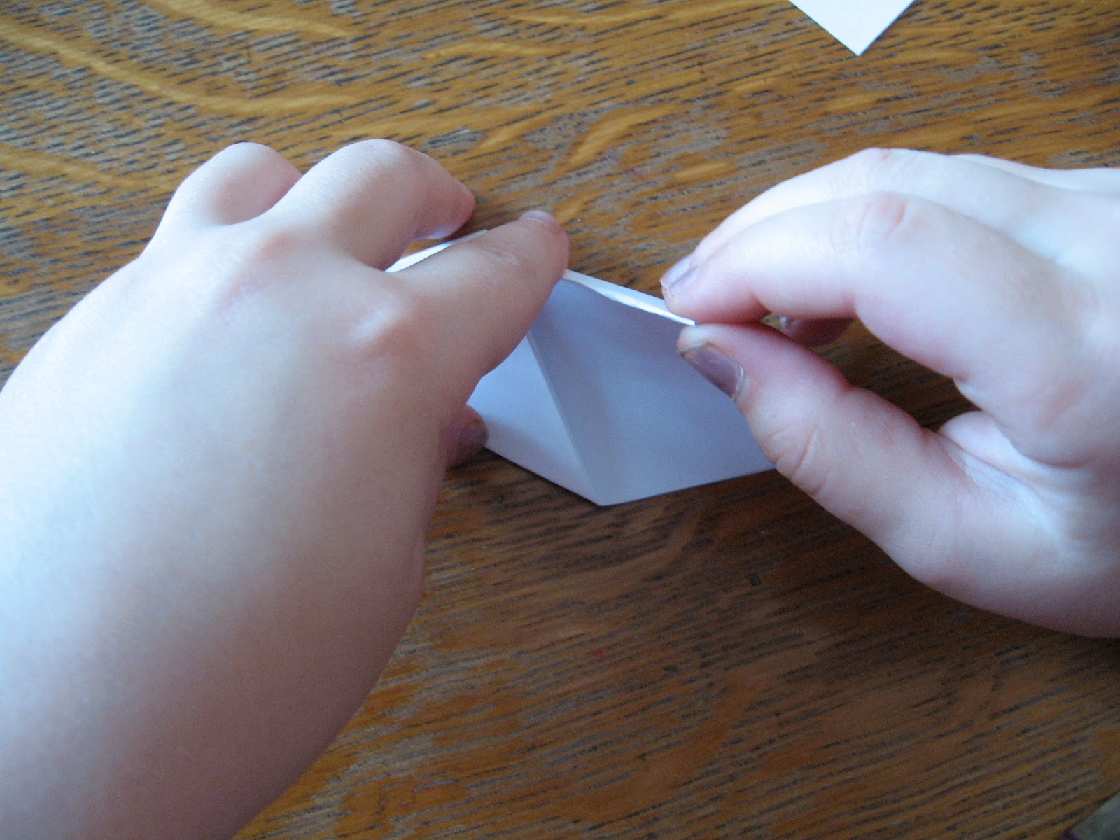 Almost Unschoolers: Paper Frisbee Geometry