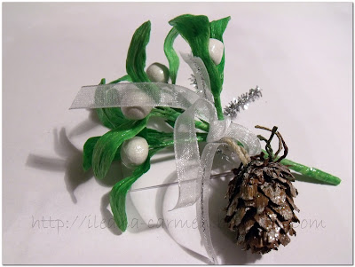 hobbies: TUTORIAL: WHITE MISTLETOE FROM POLYMER CLAY AND CREPE PAPER