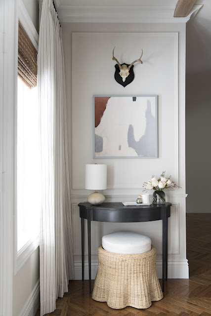 Stage an entrance that impresses homebuyers | DIY Home Staging Tips