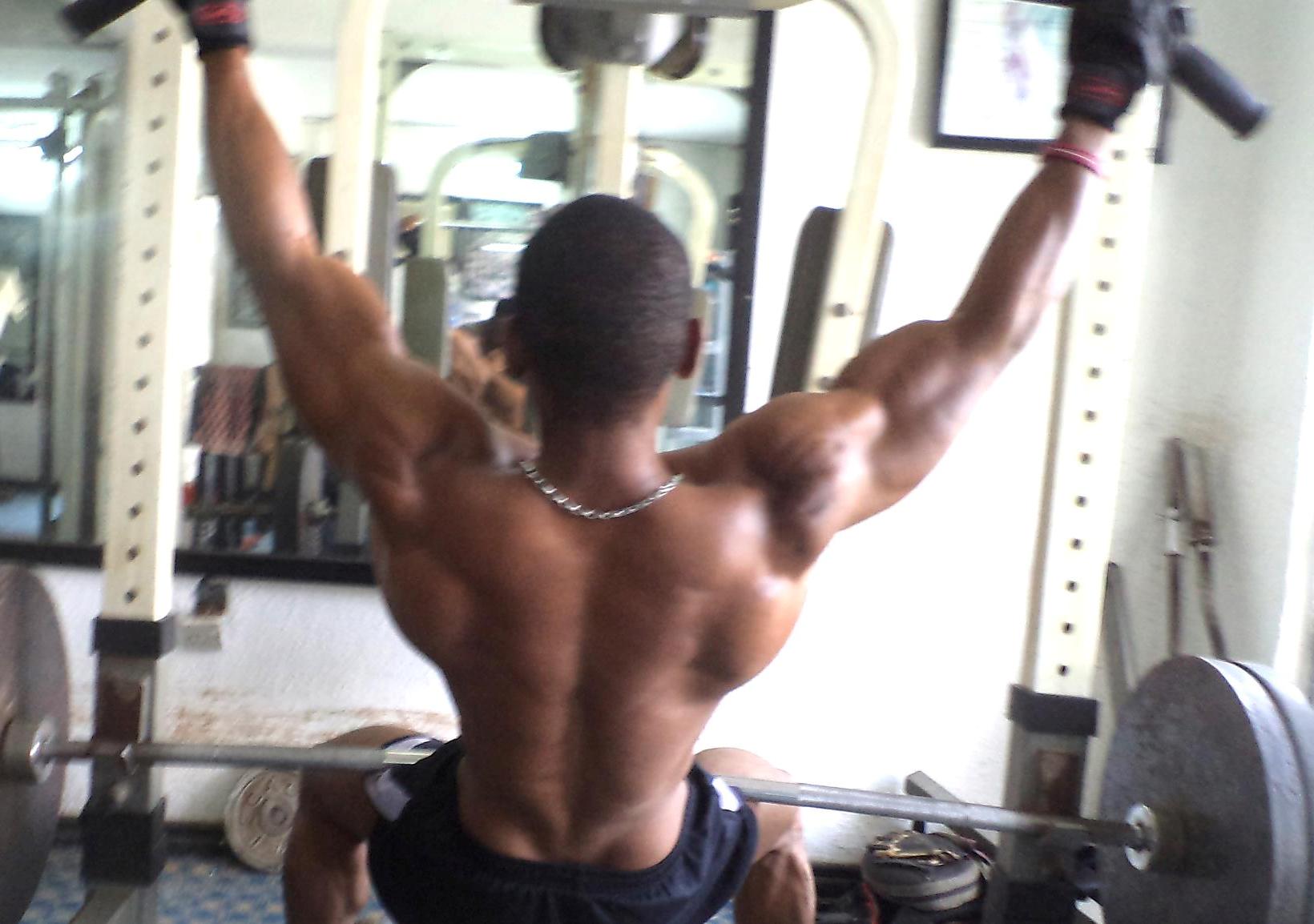 world bodybuilders pictures: mister lagos nigerian bodybuilder Edwin ...