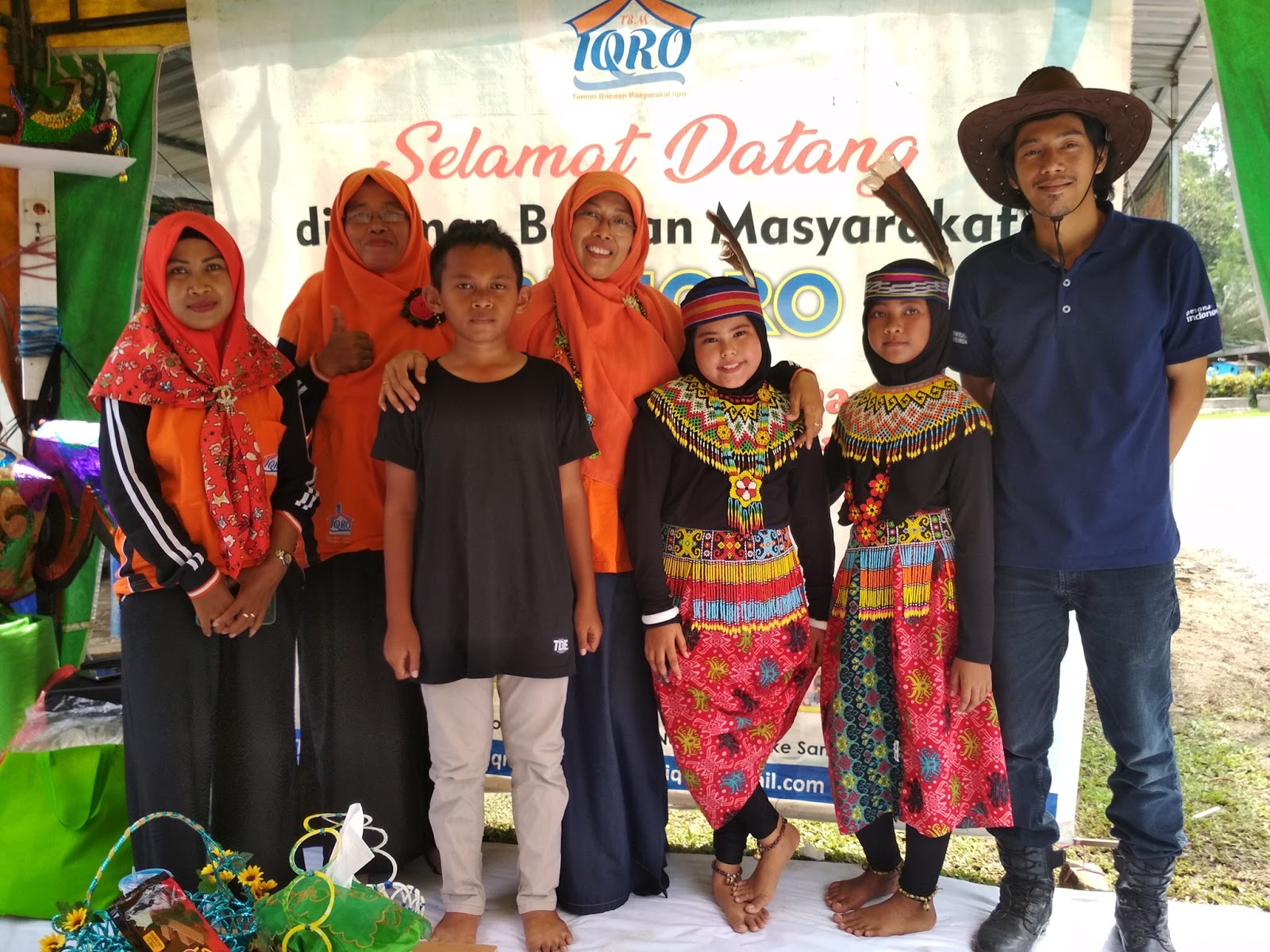 TBM Iqro Lempake: Tari "Seraung Kontemporer" dan "Gantar", pada Open ...