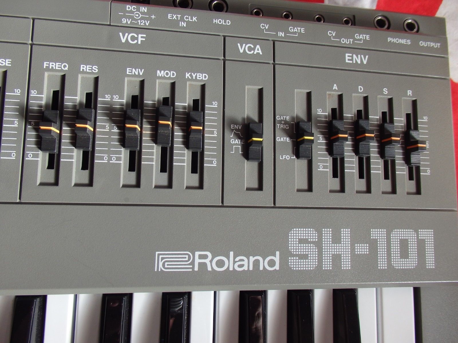MATRIXSYNTH: ROLAND SH-101 Analog Synthesizer w/ Original Box